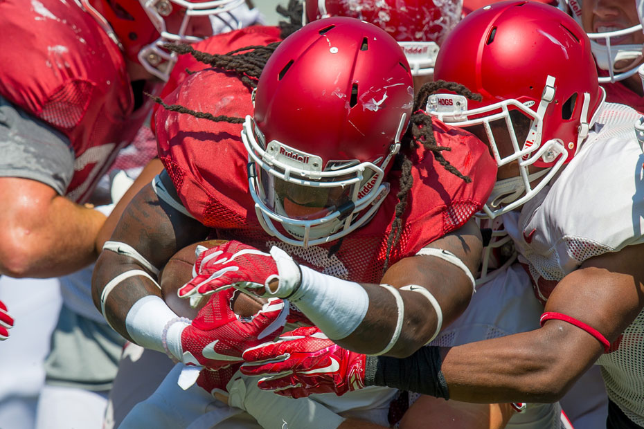 #HogsCamp Practice 9: First Scrimmage Of Season | Arkansas Razorbacks