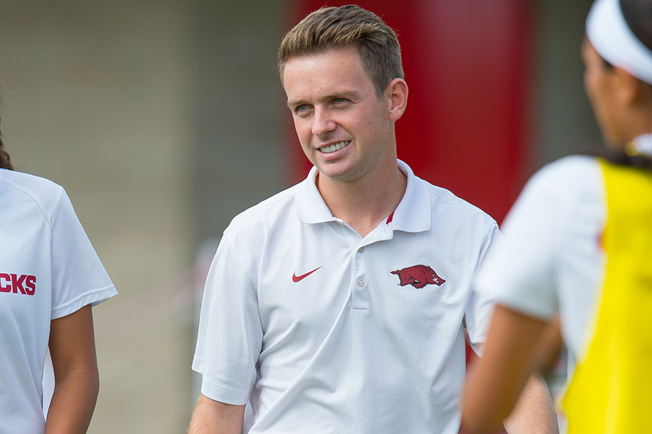 Video | Assistant Coach Scott Collins Mic’d Up | Arkansas Razorbacks