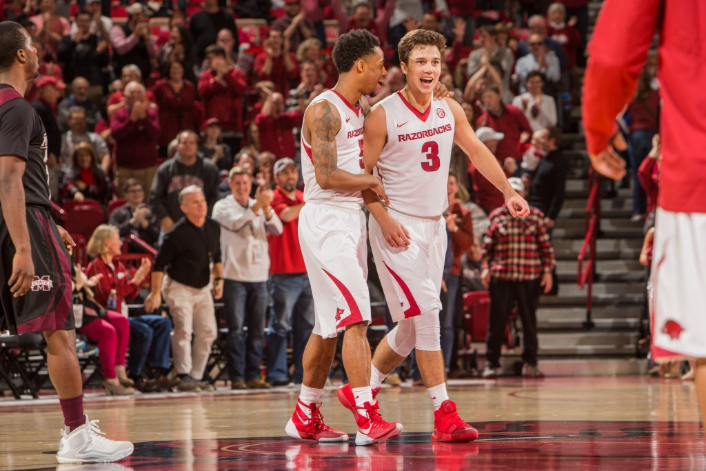 Hog Call From The #SplashZone | Arkansas Razorbacks