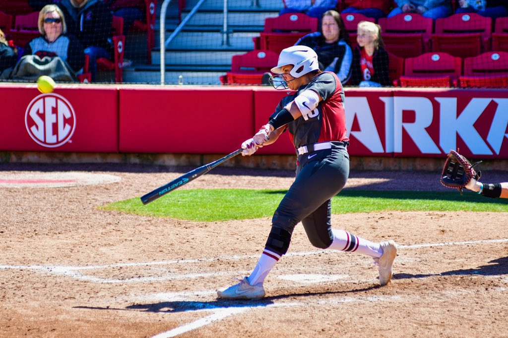 Seven-Run Sixth Inning Boosts Hogs over Gamecocks in Series-Clinching ...