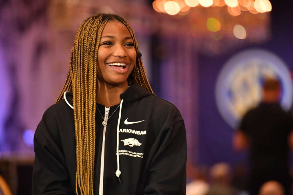 Razorback Brew 2/20: Standing Tall | Arkansas Razorbacks