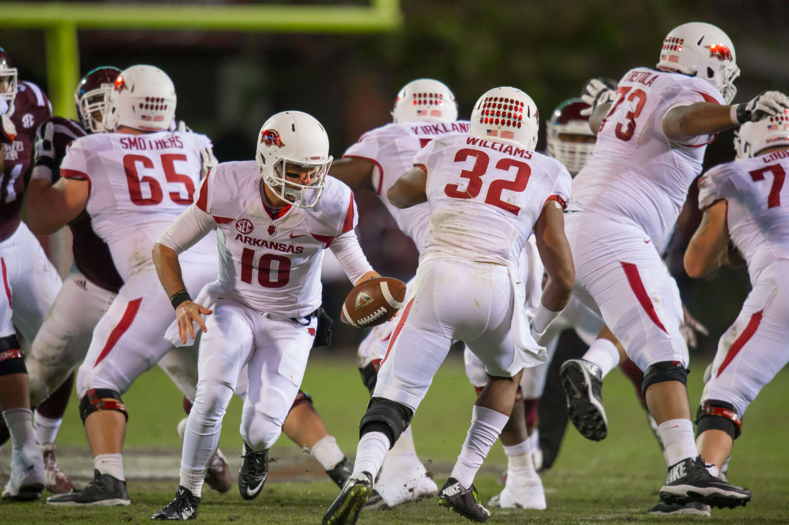 Hogs Wearing Rare Uniform Combination for Southwest Classic | Arkansas ...