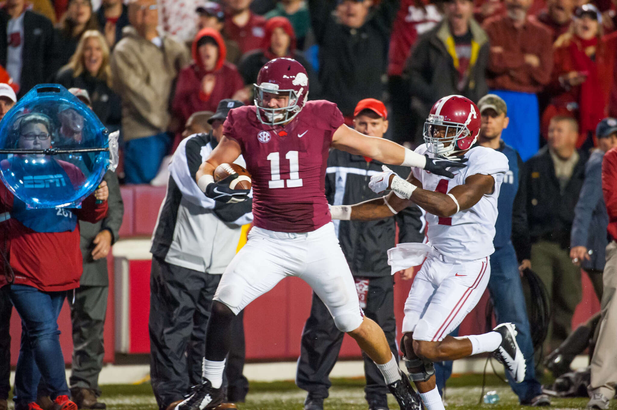 Hogs Wearing Rare Uniform Combination for Southwest Classic | Arkansas ...
