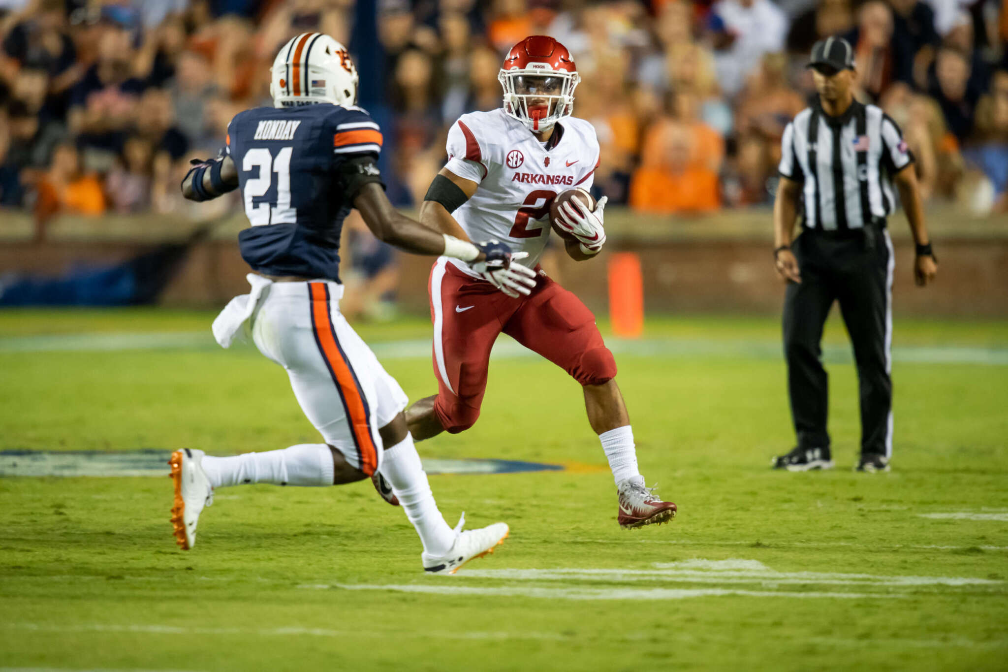 Hogs Wearing Rare Uniform Combination for Southwest Classic | Arkansas ...